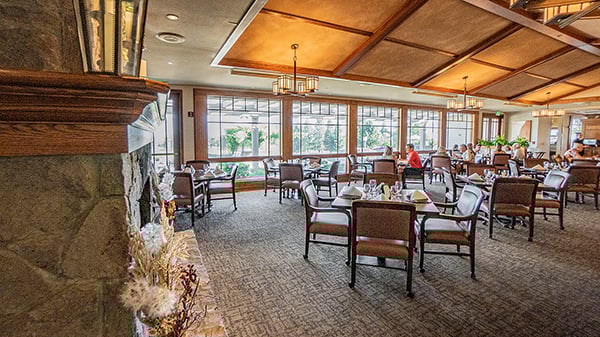 About Rogue Valley Country Club